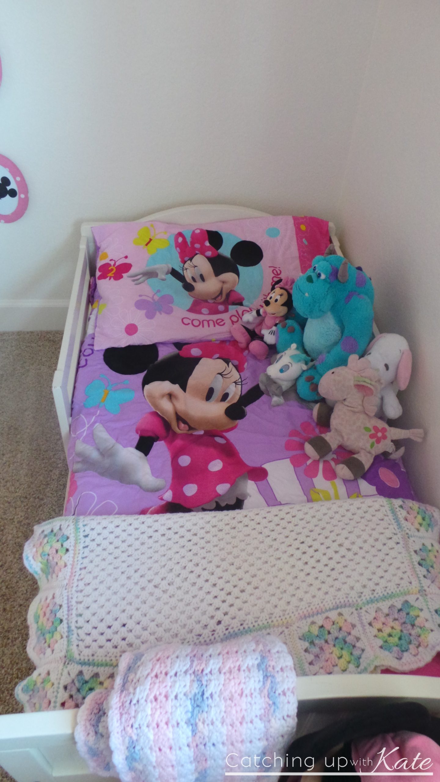 Minnie Mouse Room : DIY Decor - Highlights Along the Way