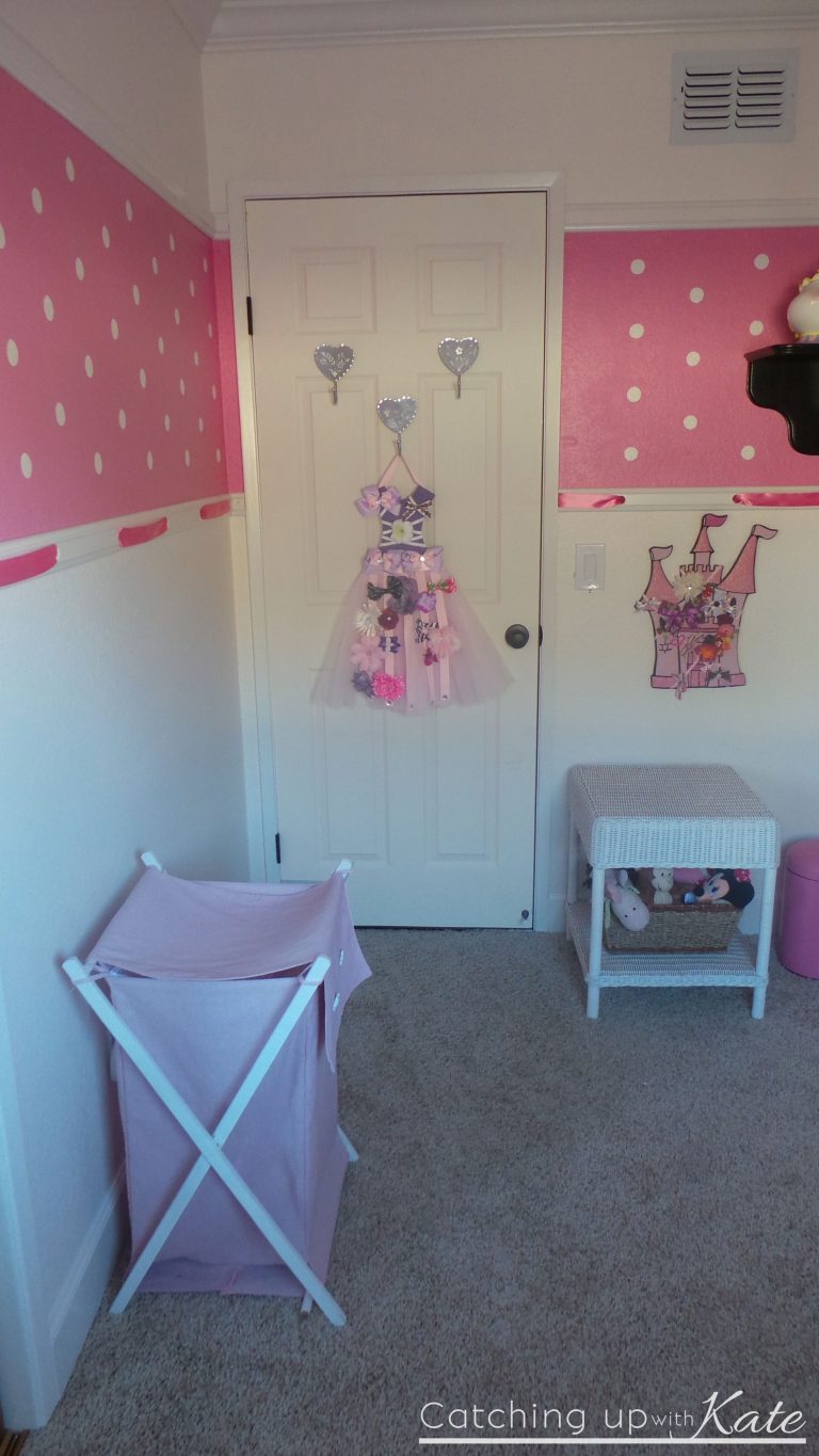 Minnie Mouse Room : DIY Decor - Highlights Along the Way