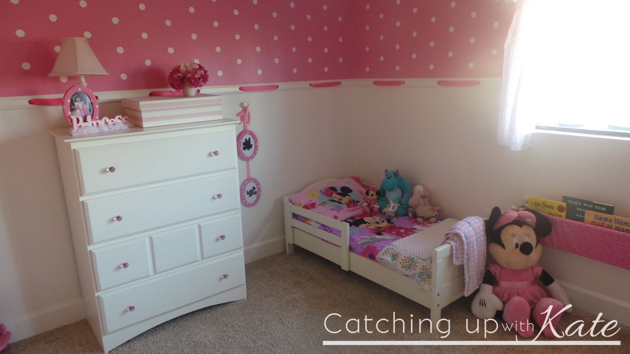 Minnie Mouse Room : DIY Decor - Highlights Along the Way
