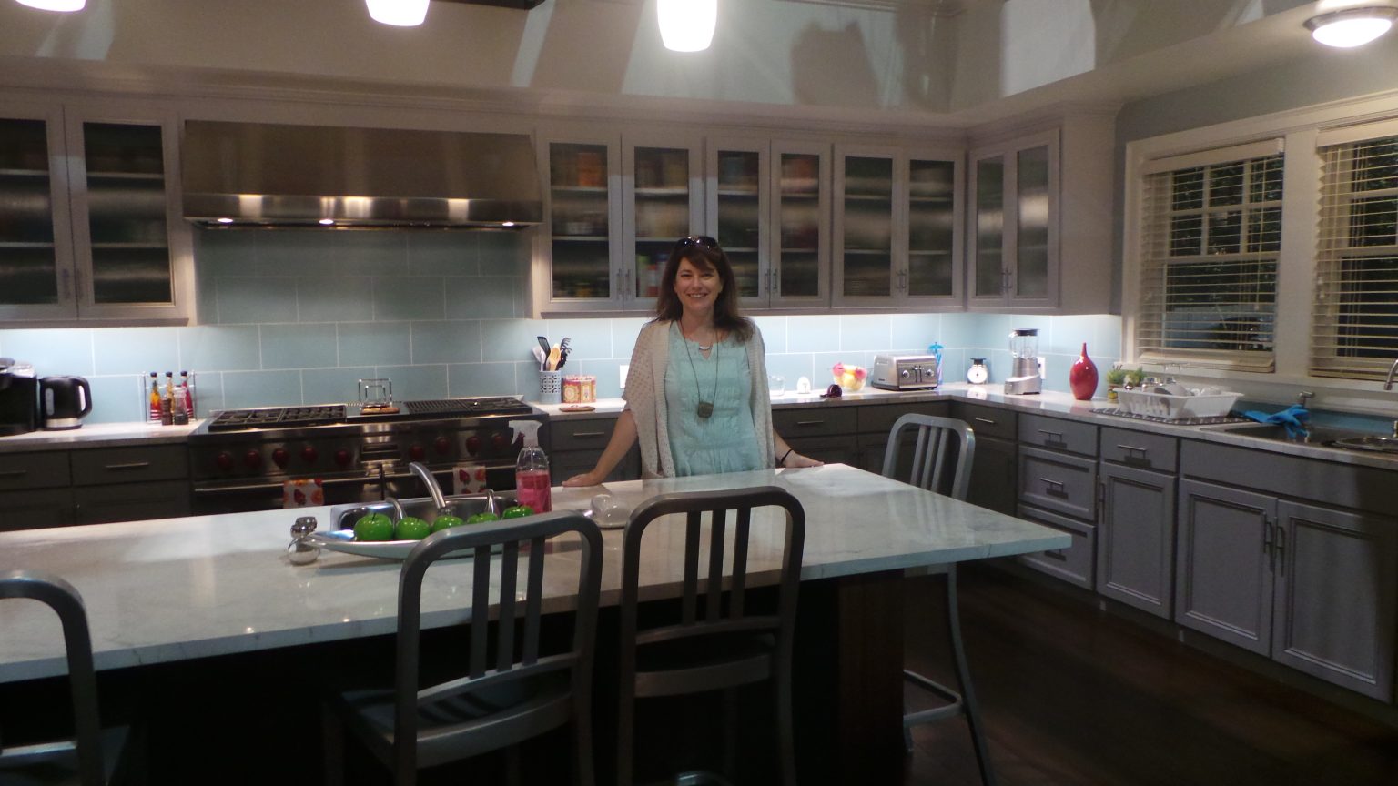 Behind the scenes at ABC's black-ish - pictures of the Blackish House!