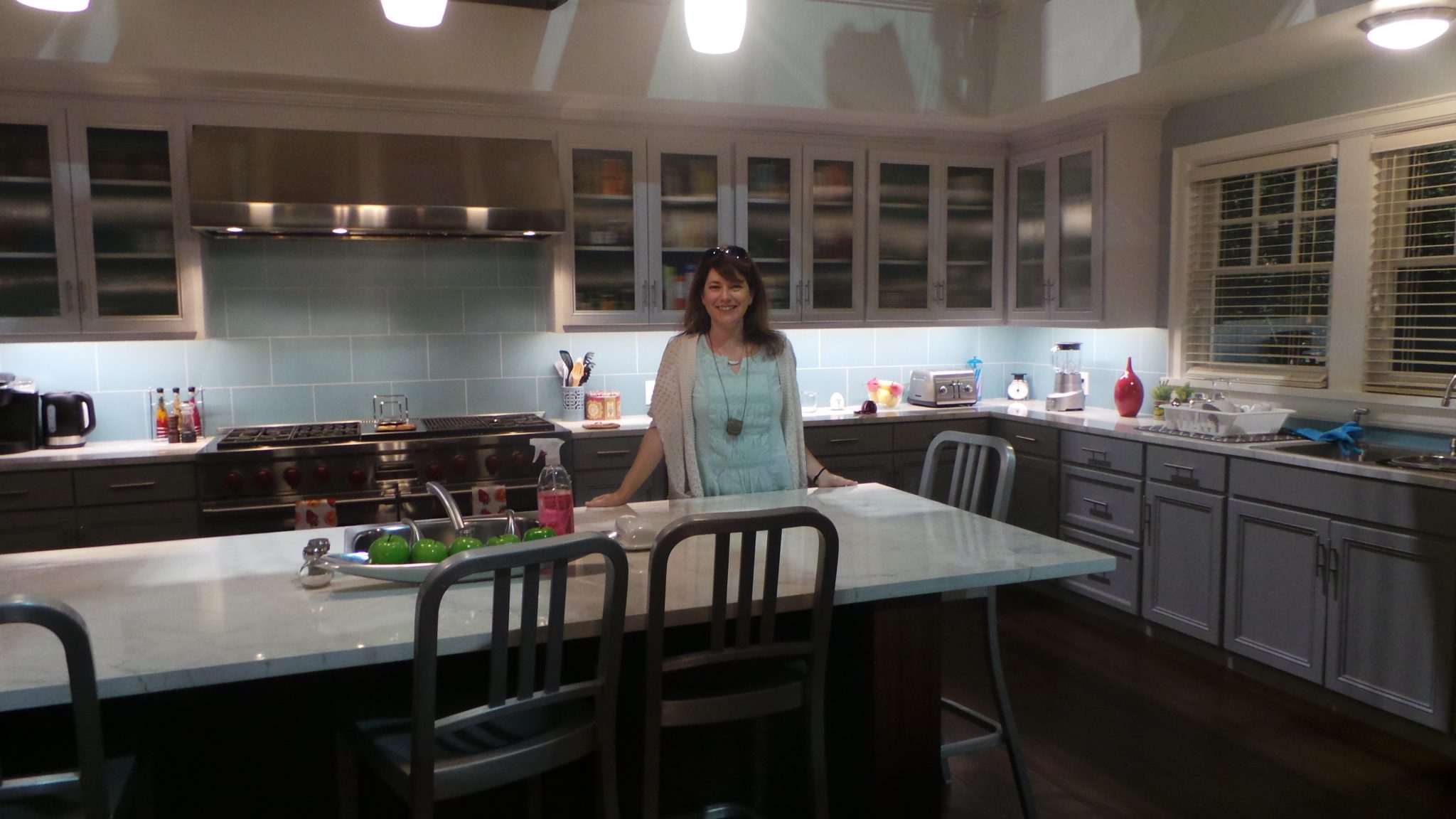 Behind the scenes at ABC's black-ish - pictures of the Blackish House!