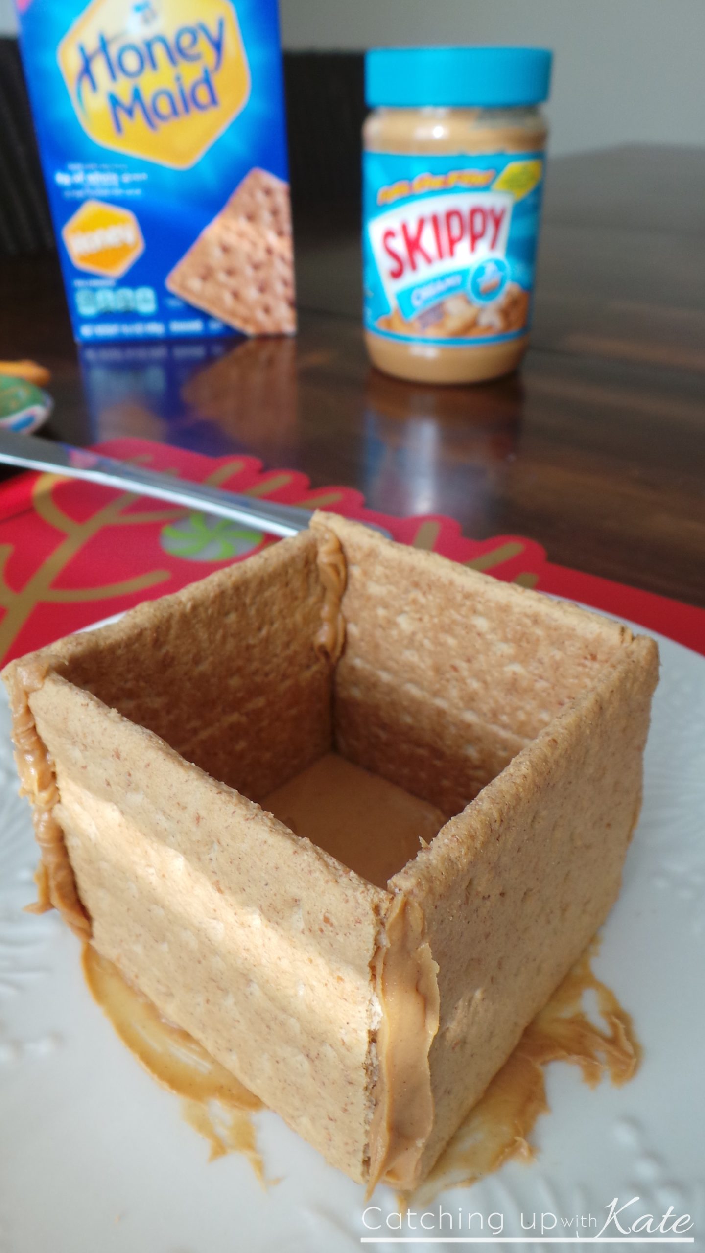 Easy Peanut Butter Cheesecake recipe and DIY Graham Cracker Houses!