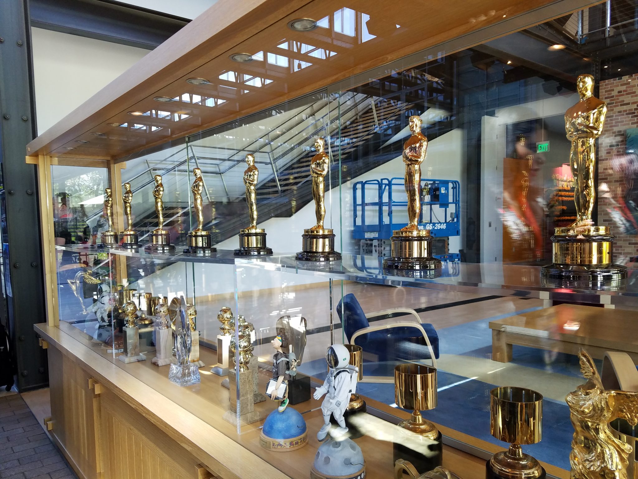 5 cool things I saw on the Pixar Campus - Highlights Along the Way