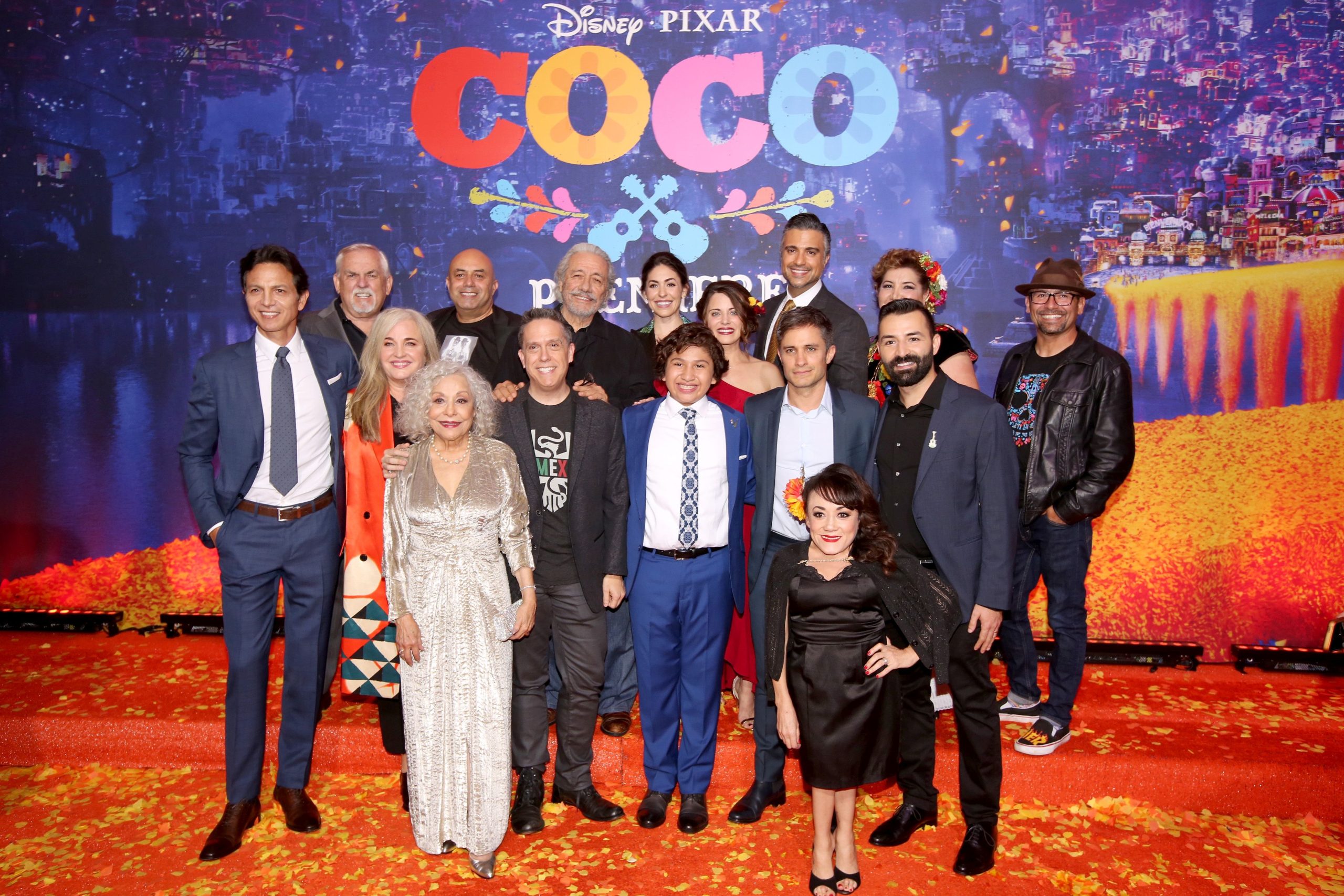 Red Carpet Premiere and review of Disney Pixar's Coco!