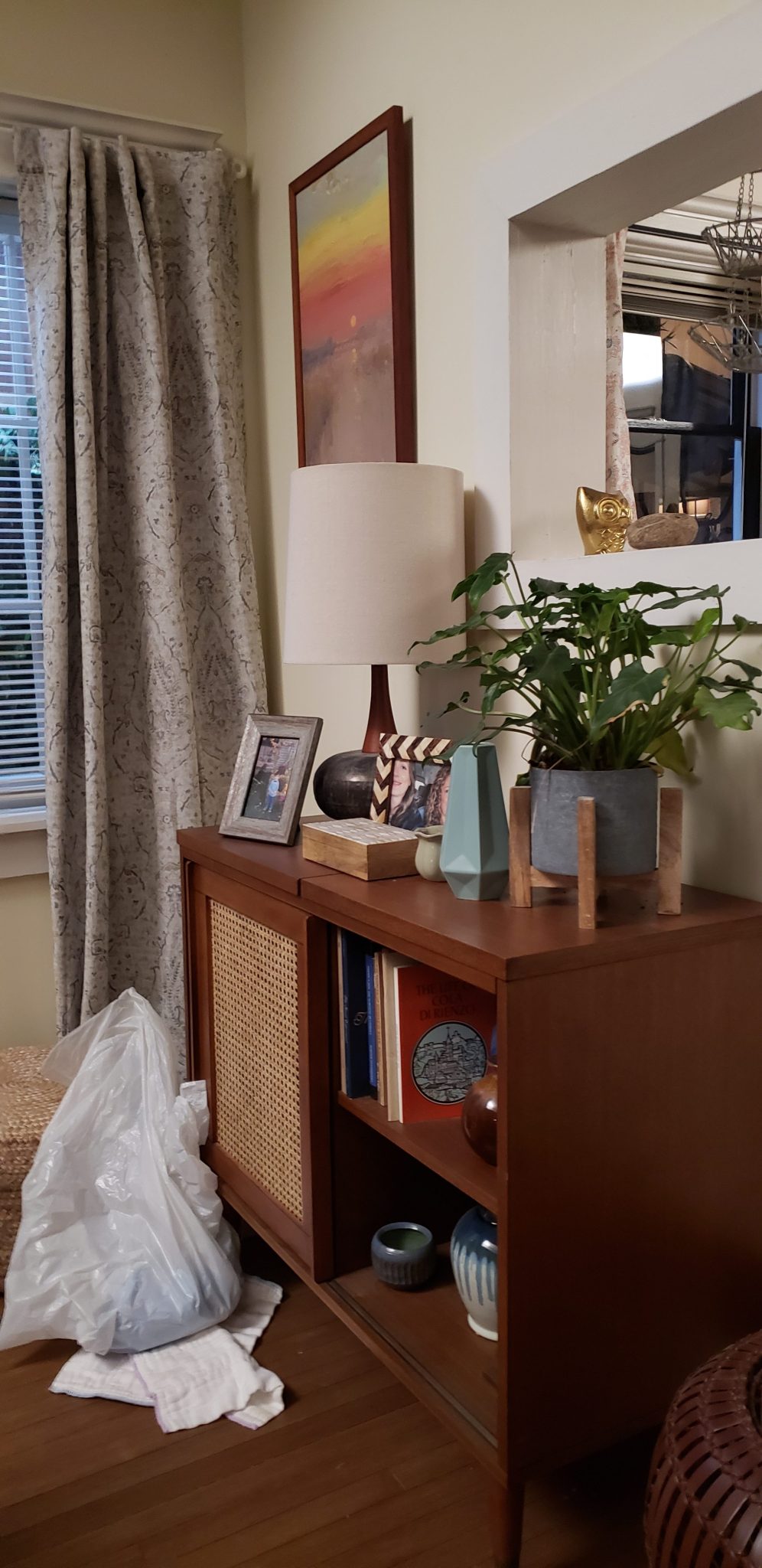 Set photos of ABC TV's show Single Parents