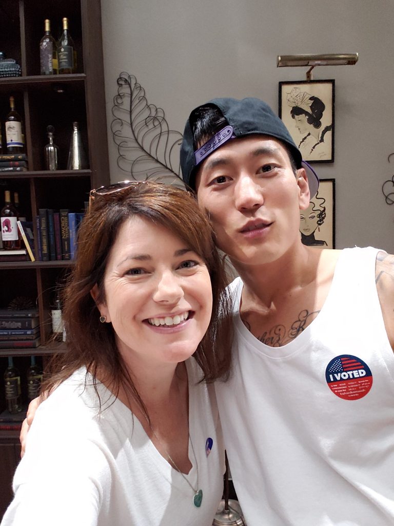 Set photos of ABC TV's show Single Parents