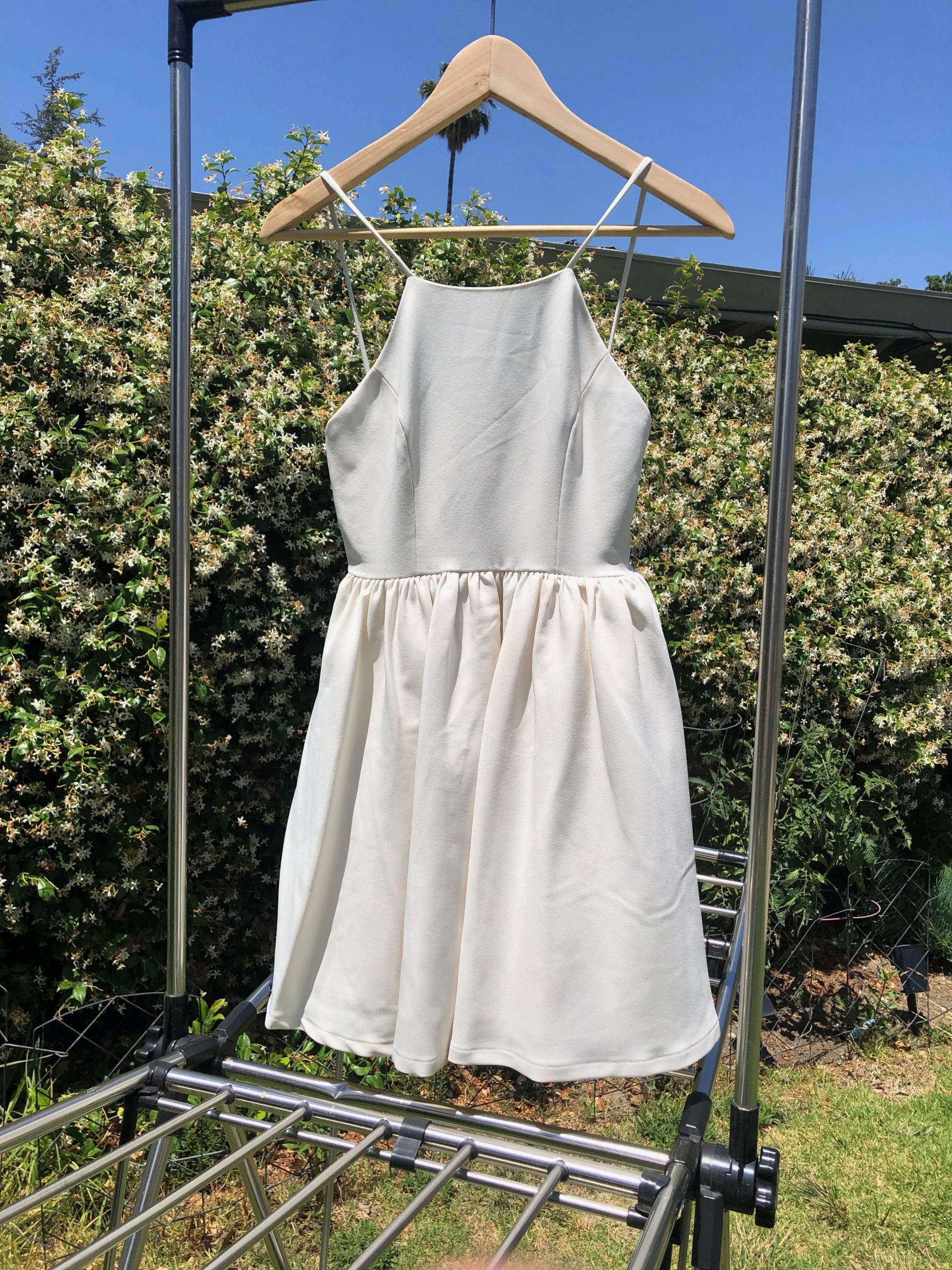 How I took a stained, thrift store dress and made it red carpet ready!