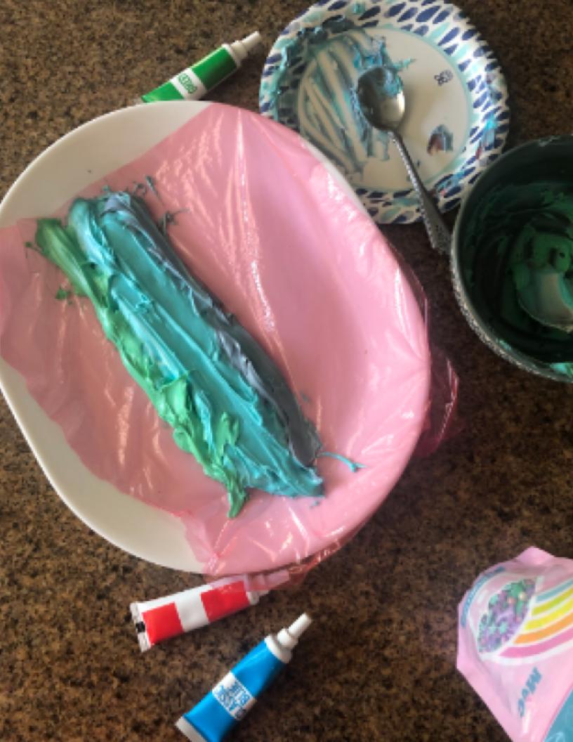 Easy Little Mermaid Cupcakes! Free Printable Cupcake Wrapper