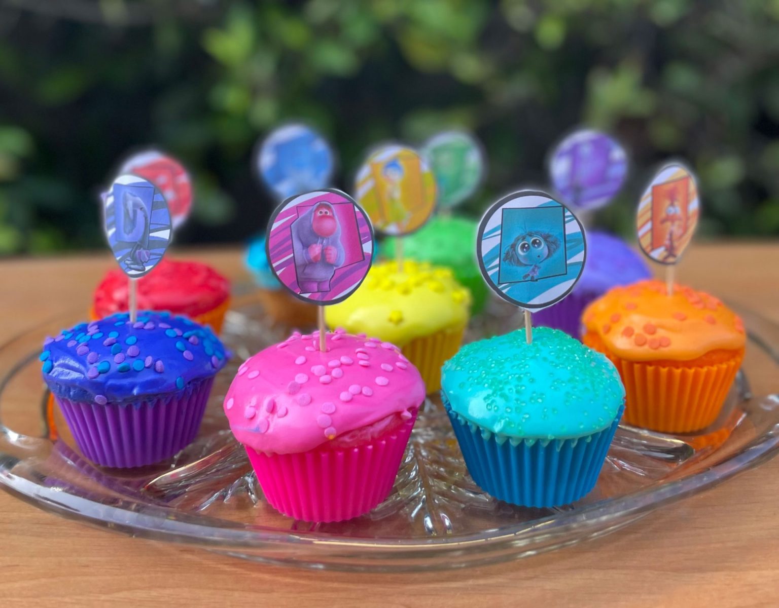 Easy Inside-Out Cupcakes - Highlights Along the Way